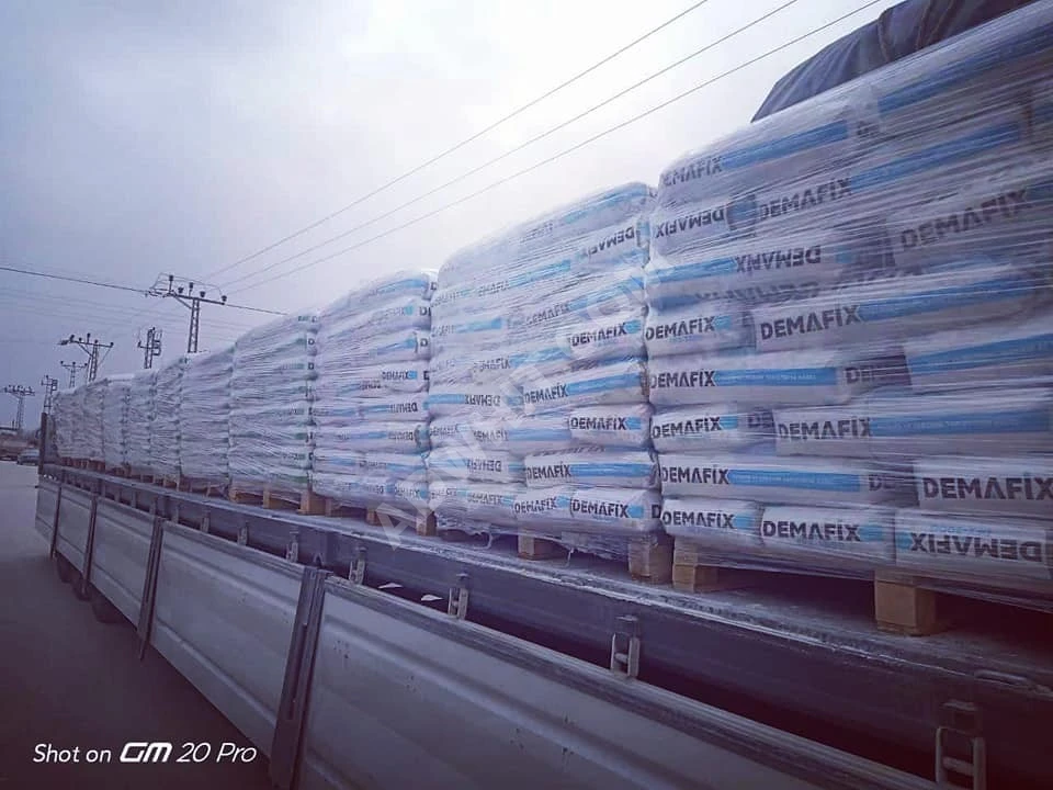 İnşaat, su bazlı ve yağlı boyalar dahil olmak üzere tüm boyalar ve ...